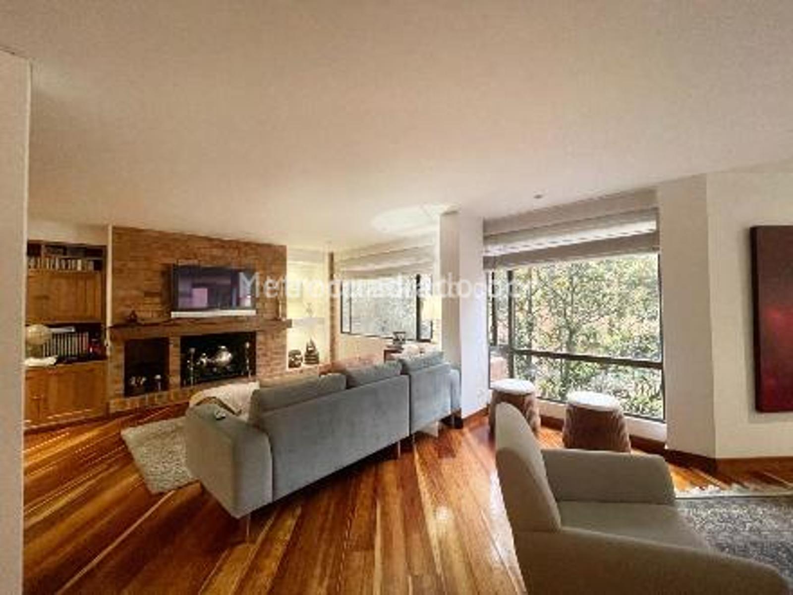 Venta de Apartamento en Los rosales emaus - Bogotá D.C. - 10123-M4475607