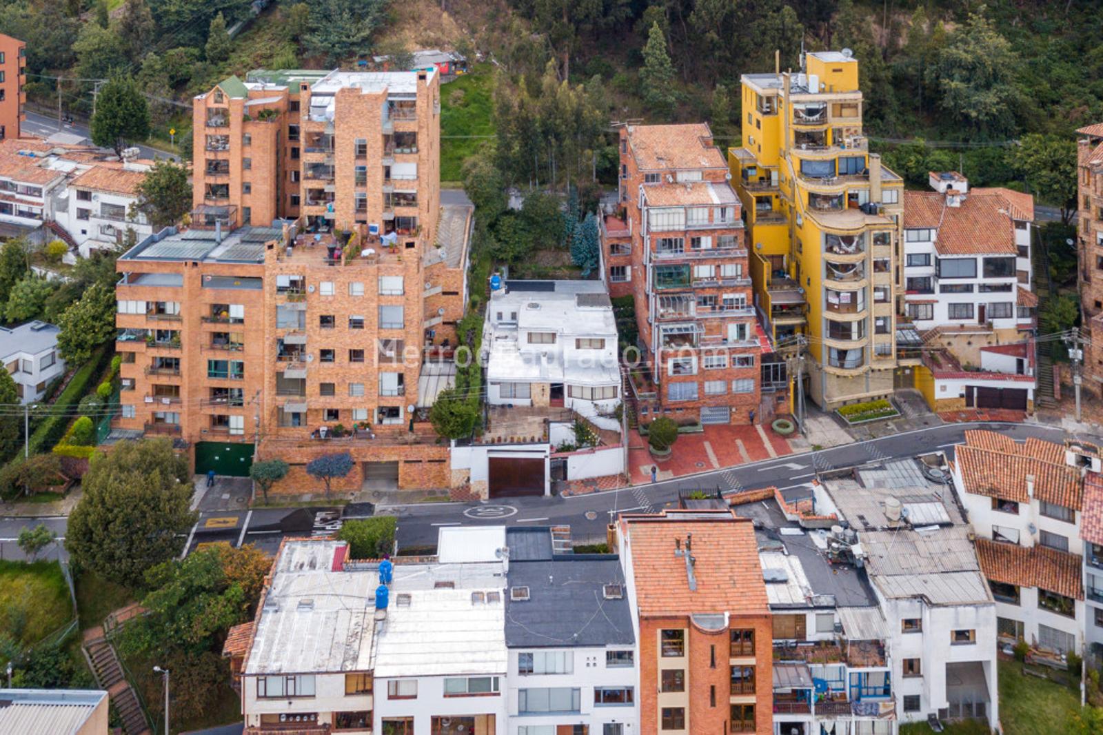 Venta de Casa lote en El castillo chapinero - Bogotá D.C. - 10278-M5004090