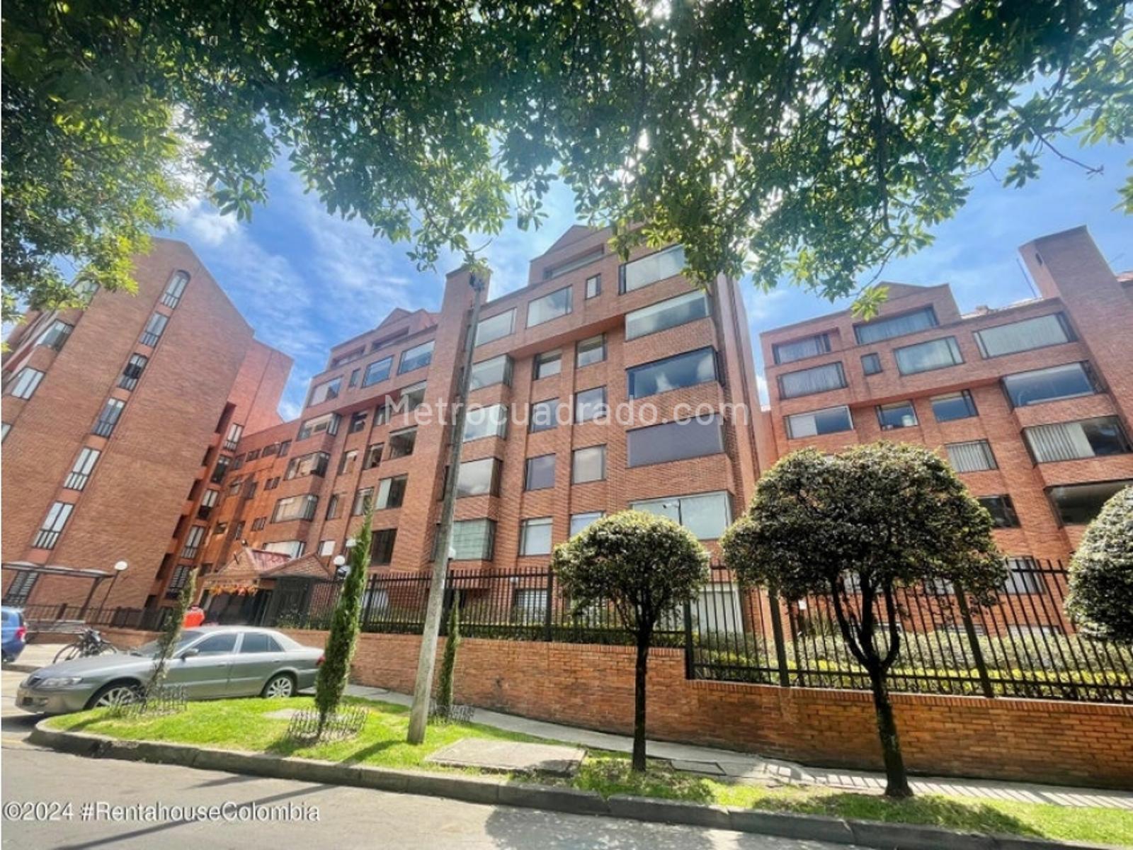 Arriendo de Apartamento en Club los lagartos - Bogotá D.C. - 10858-M5341350