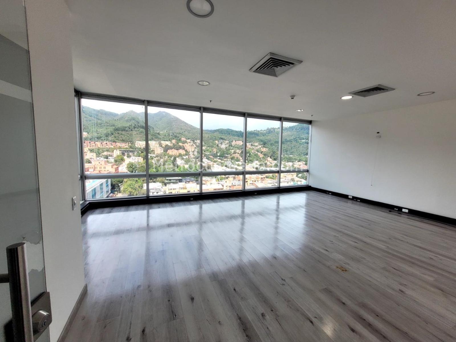 Arriendo de Oficina en Santa barbara usaquen - Bogotá D.C. - 11052-M5021371