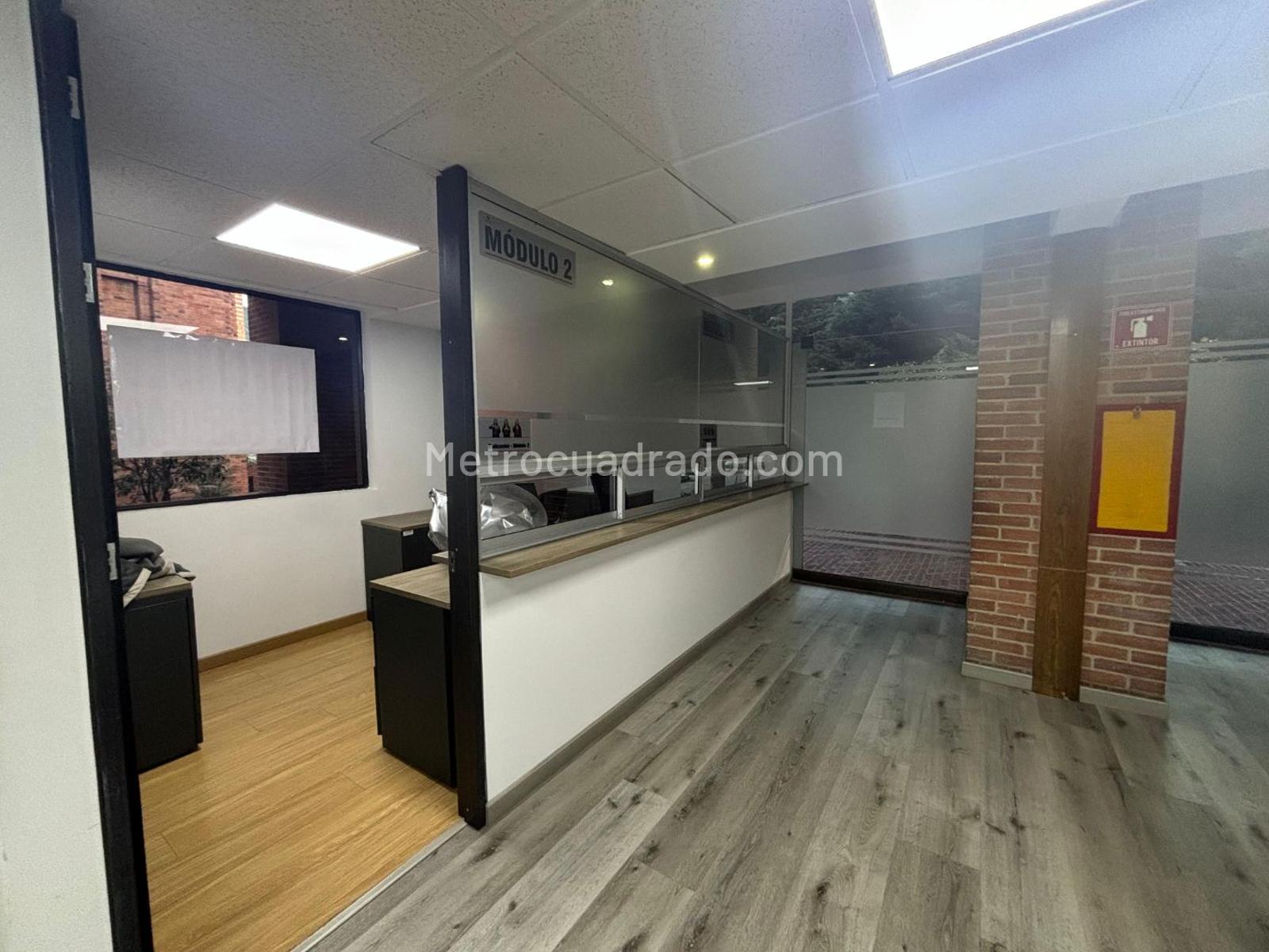 Arriendo de Local Comercial en Centro bavaria - Bogotá D.C. - 11052 ...