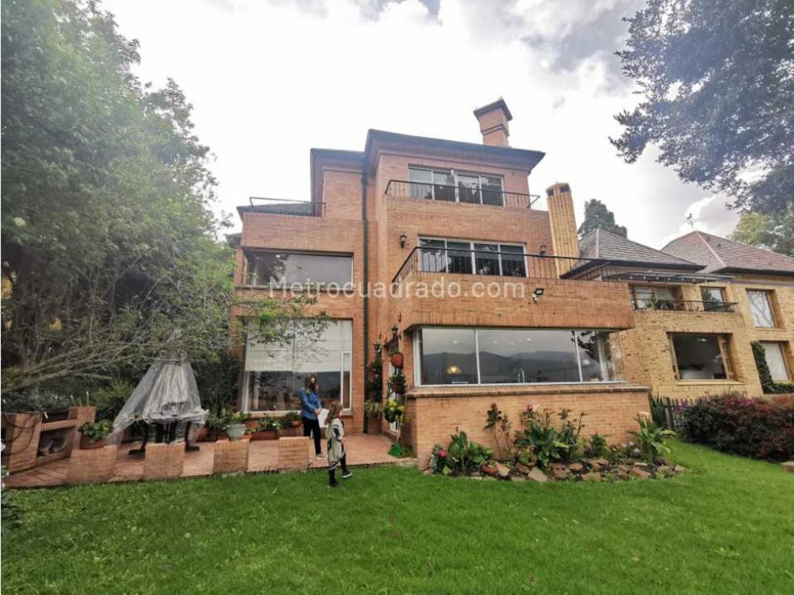 Venta de Casa en Arrayanes - Bogotá D.C. - 11256-3446070