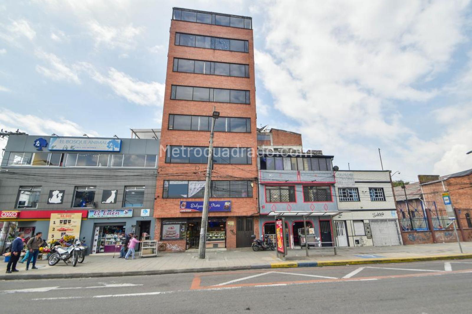 Venta de Edificio de Apartamentos en Country sur - Bogotá D.C. - 12375 ...