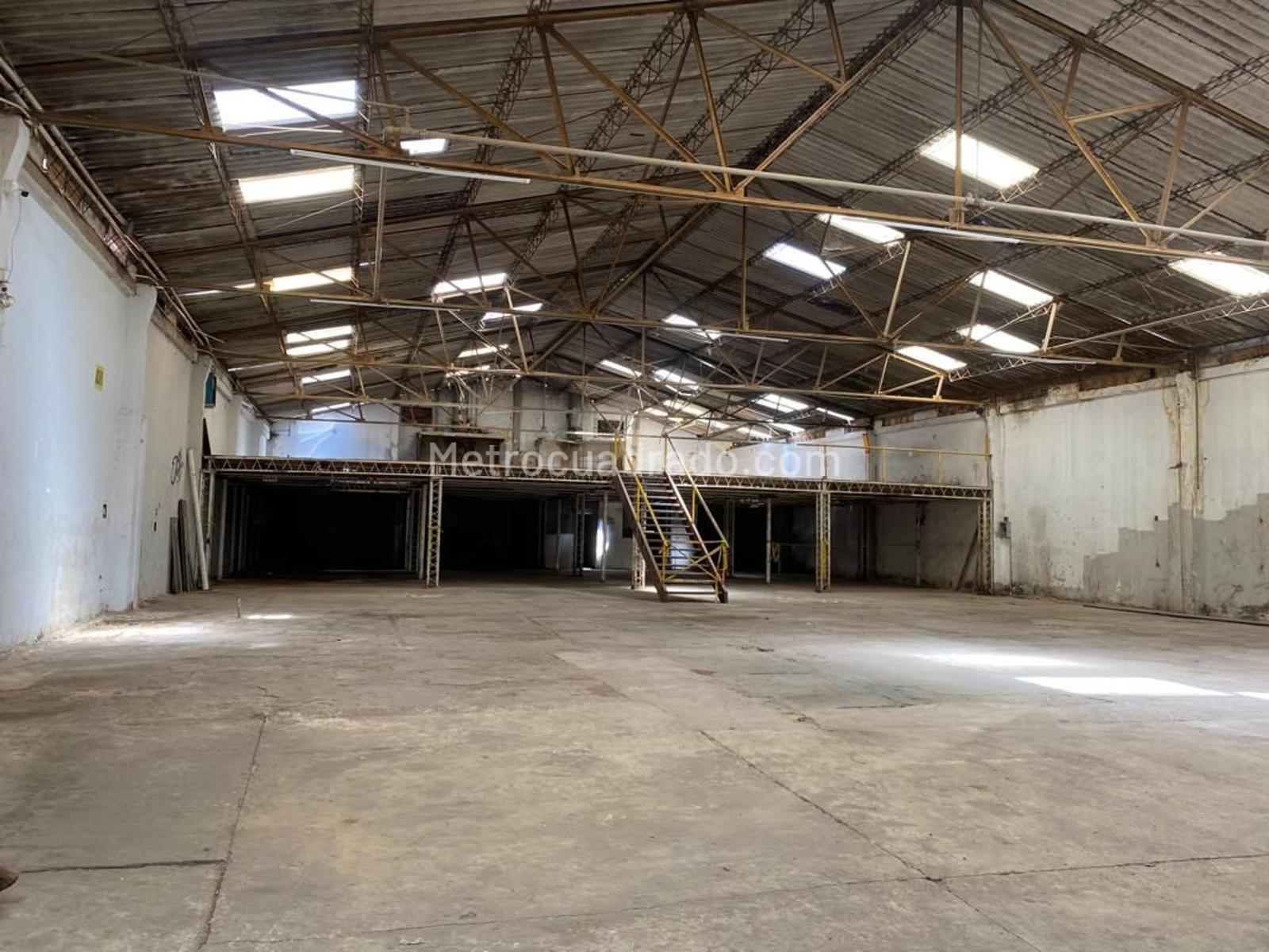 Venta de Bodega en La primavera - Bogotá D.C. - 12479-M5036800