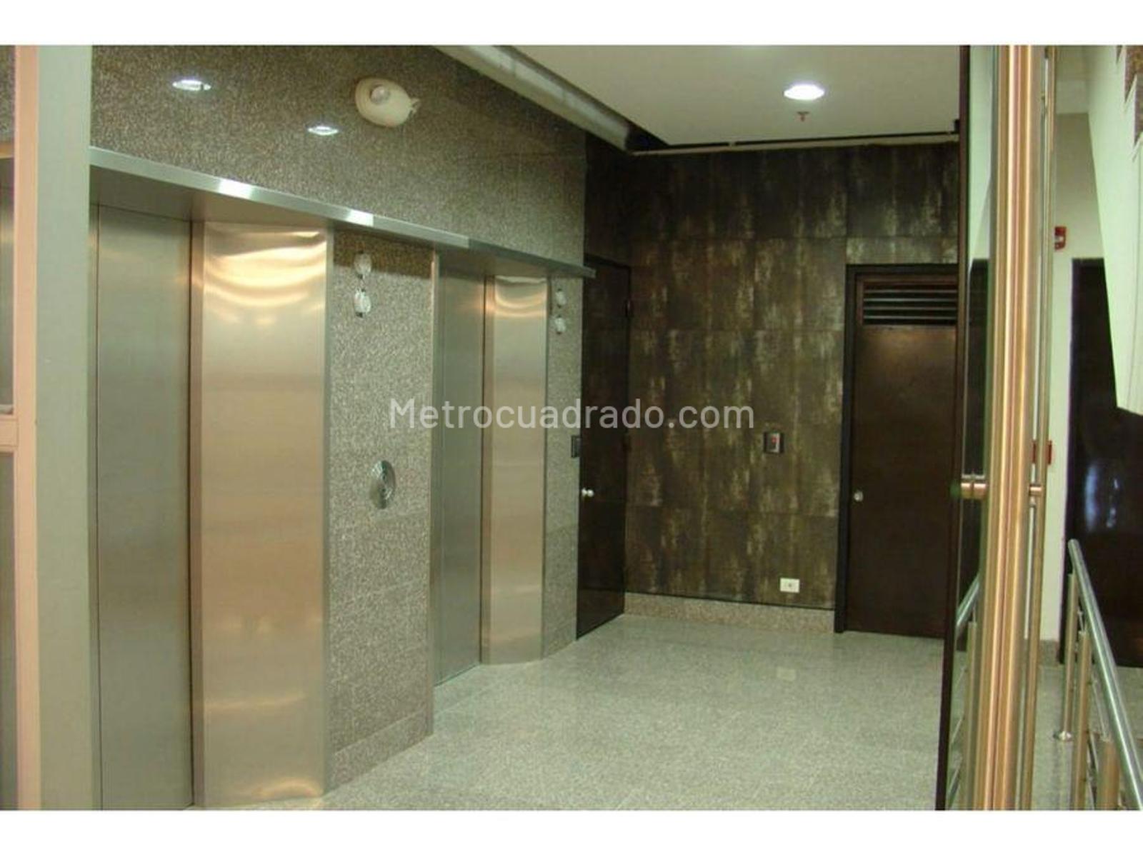 Arriendo de Oficina en Zona franca fontibon - Bogotá D.C. - 12497-M3021387