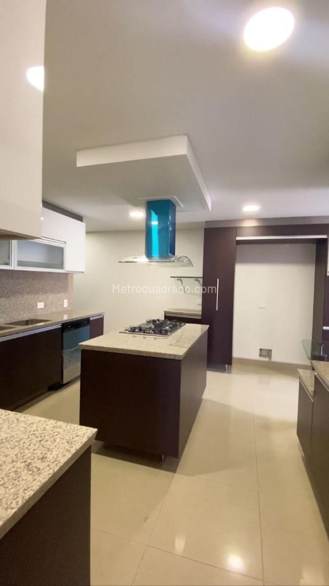 Venta de Apartamento en Multicentro santa barbara - Bogotá D.C. - 14383 ...