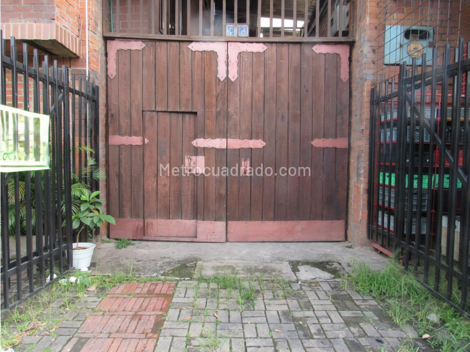 Arriendo de Local Comercial en La base - Cali - 16165-M5447752