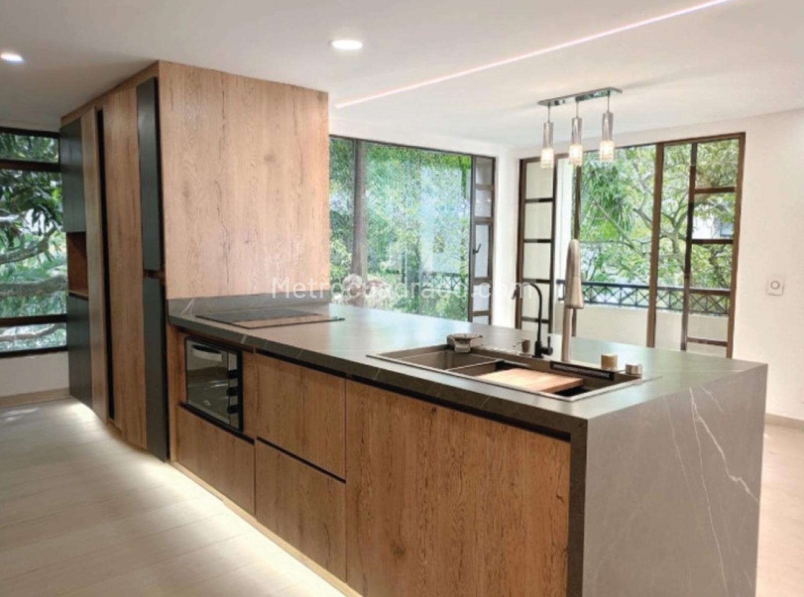 Venta de Apartamento en El poblado - Medellín - 17017-M5600521