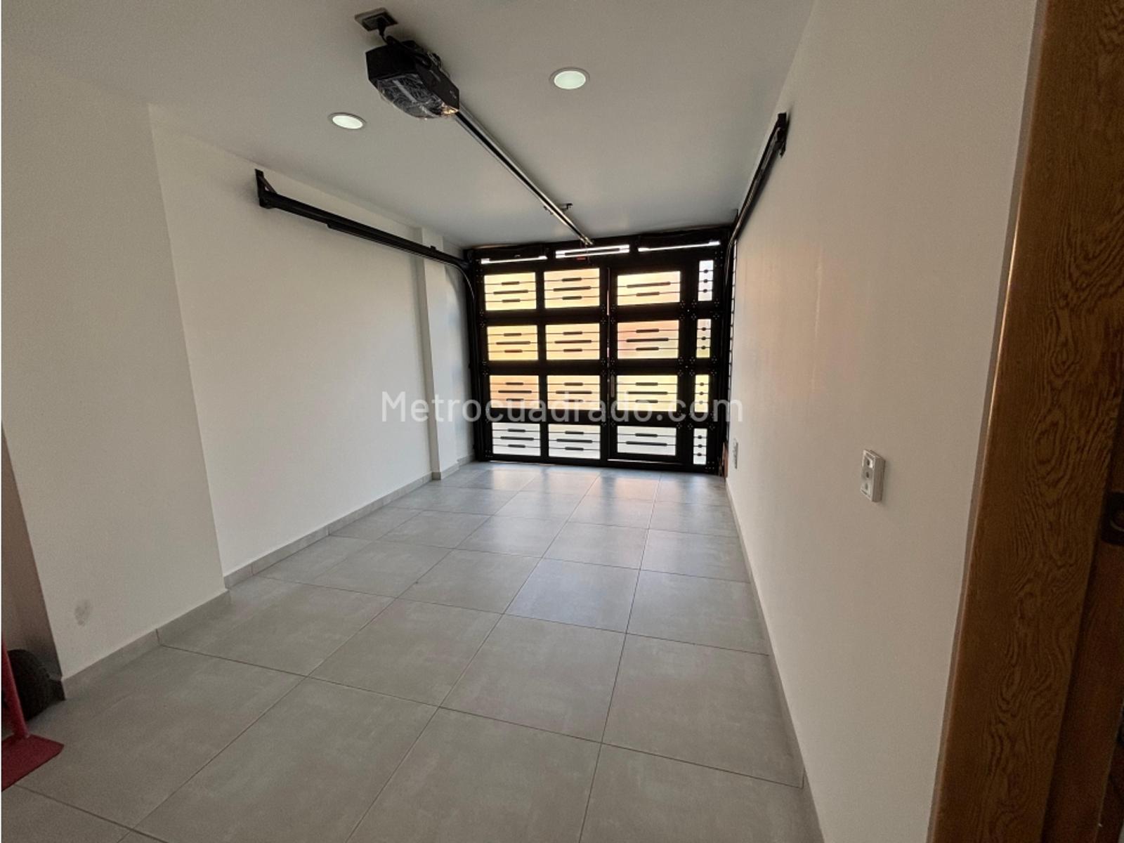 Venta de Casa en Jardines de la colombiere - La Ceja - 18276-M5559268