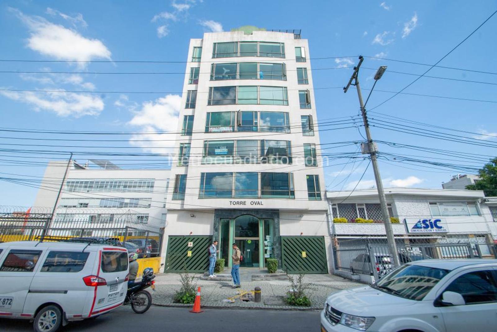 Arriendo de Oficina en Lago gaitan - Bogotá D.C. - 212-M5043896