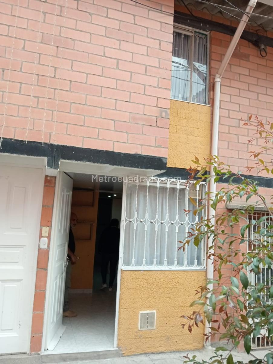 Venta de Casa en El portal de patio bonito - Bogotá D.C. - 2325-M4810954