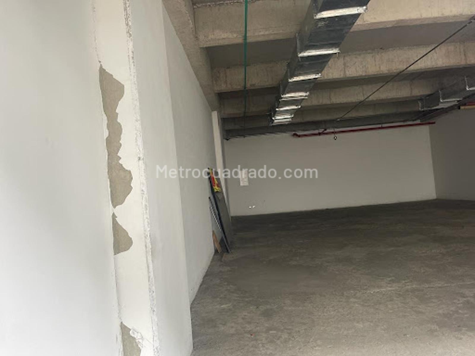Venta de Local Comercial en Fontibon - Bogotá D.C. - 2379-M3983989