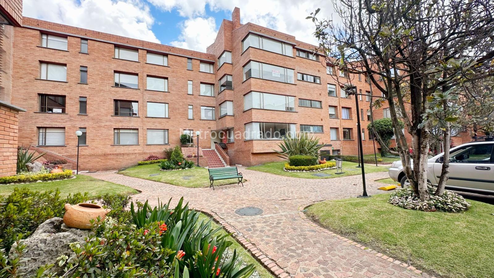 Venta de Apartamento en Santa coloma - Bogotá D.C. - 2428-M5187386