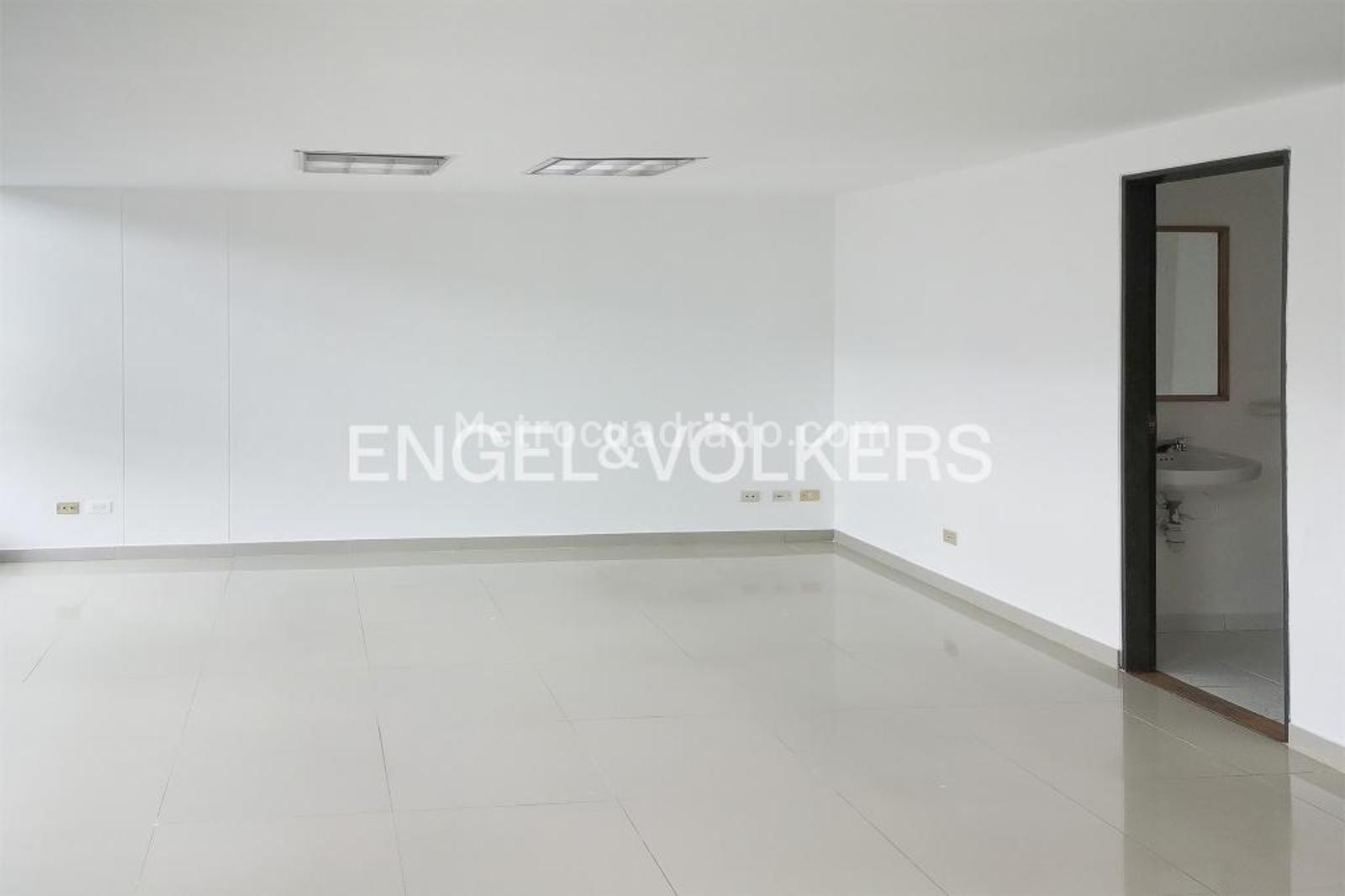 Arriendo de Oficina en Lago gaitan - Bogotá D.C. - 2671-M5152798