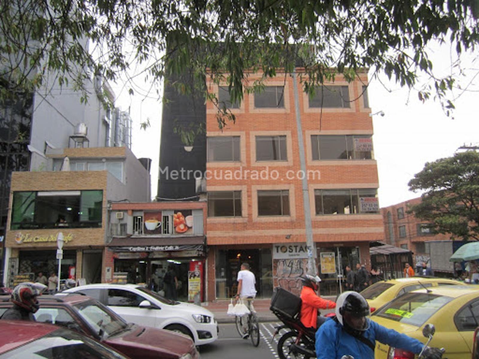 Arriendo de Edificio de Apartamentos en El lago - Bogotá D.C. - 3424-M3799105