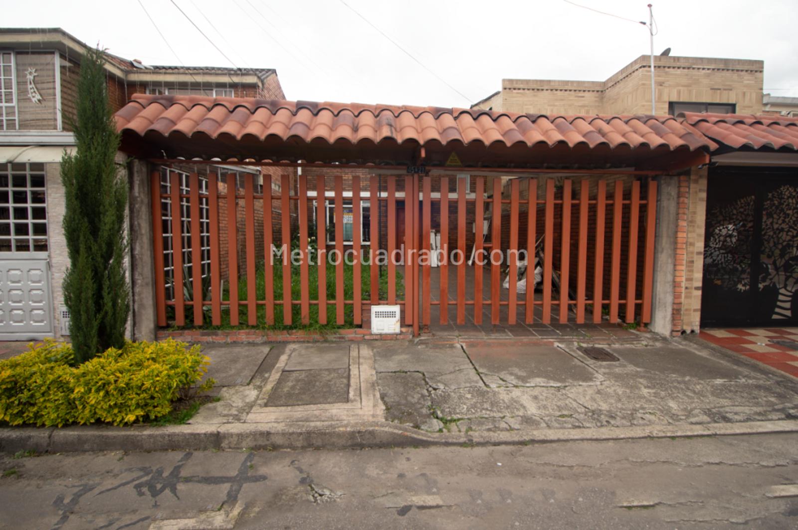 Arriendo de Casa en La esmeralda - Bogotá D.C. - 343-M5716932