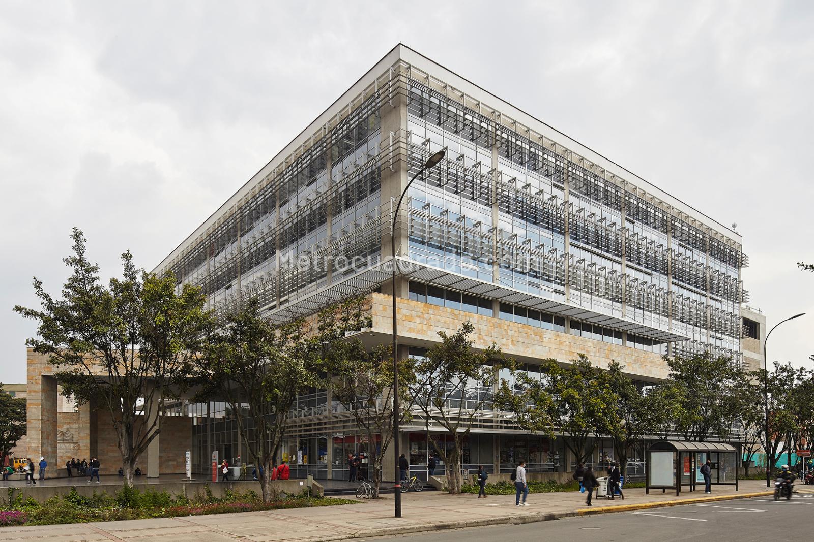 Arriendo de Oficina en Zona franca fontibon - Bogotá D.C. - 3437-M3191604