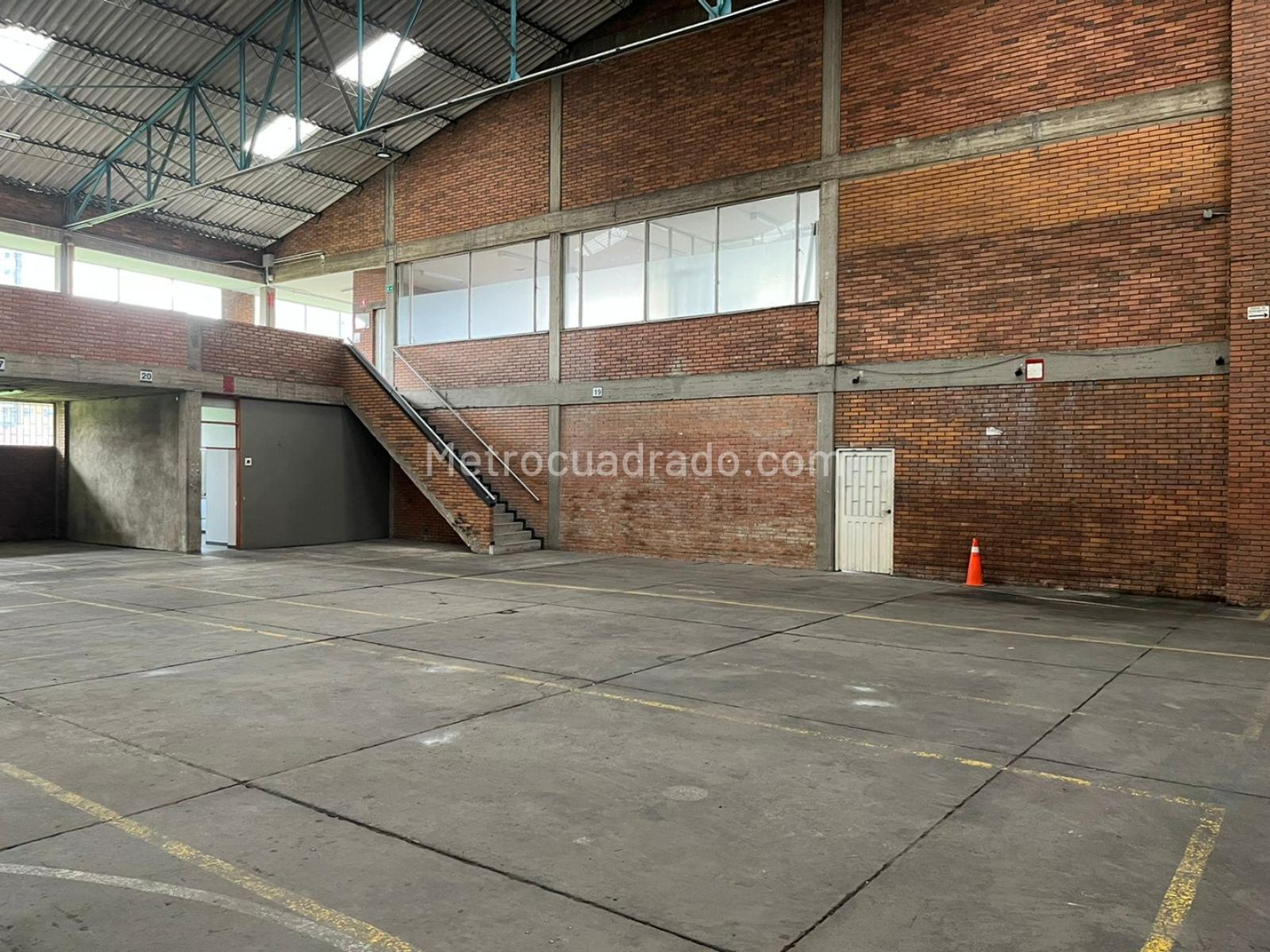 Arriendo de Bodega en Montevideo - Bogotá D.C. - 3636-M3510248