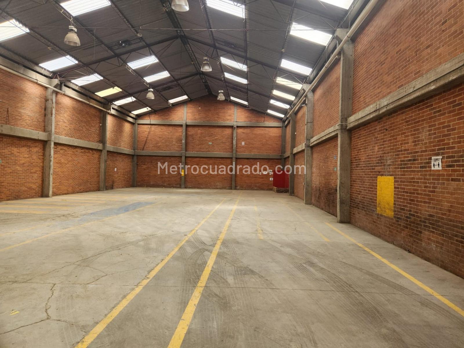 Arriendo de Bodega en Montevideo - Bogotá D.C. - 3636-M4147977