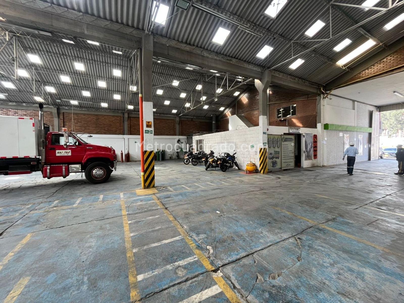 Venta de Bodega en Montevideo - Bogotá D.C. - 3636-M4625764