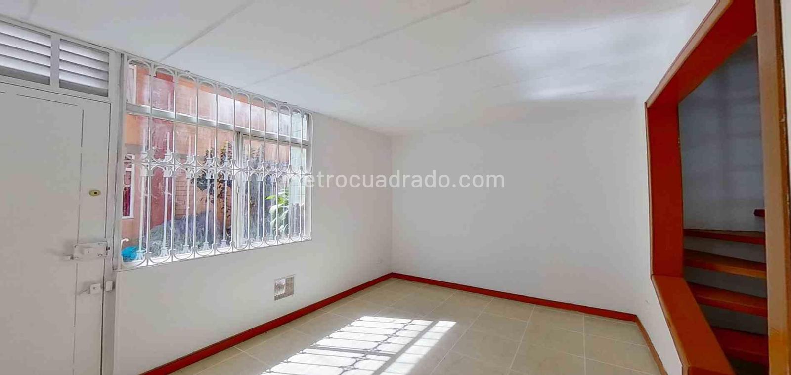 Venta de Casa en Engativa - Bogotá D.C. - 384-M5456971