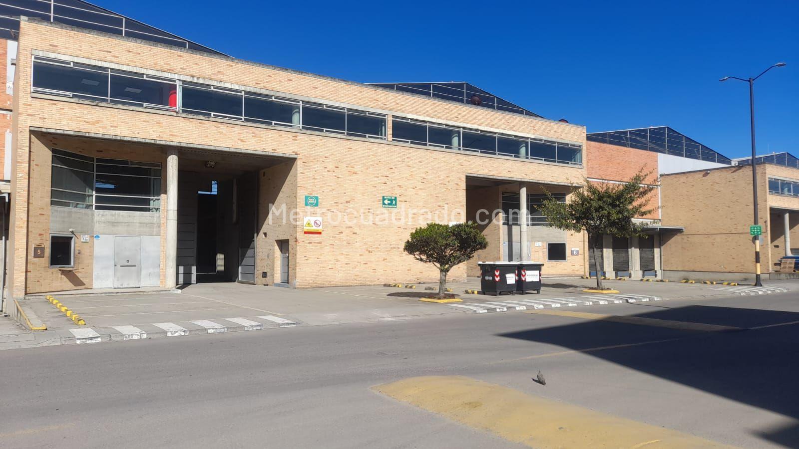 Arriendo de Bodega en Fontibon puente grande - Bogotá D.C. - 4137-M5399893