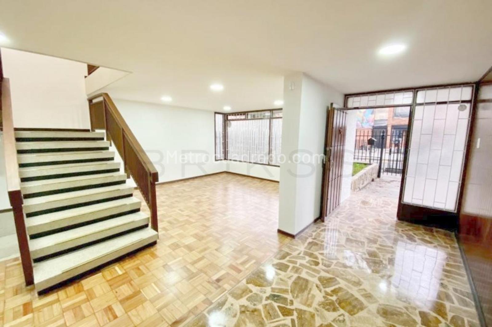 Arriendo de Casa en Lago gaitan - Bogotá D.C. - 5175-M3510503