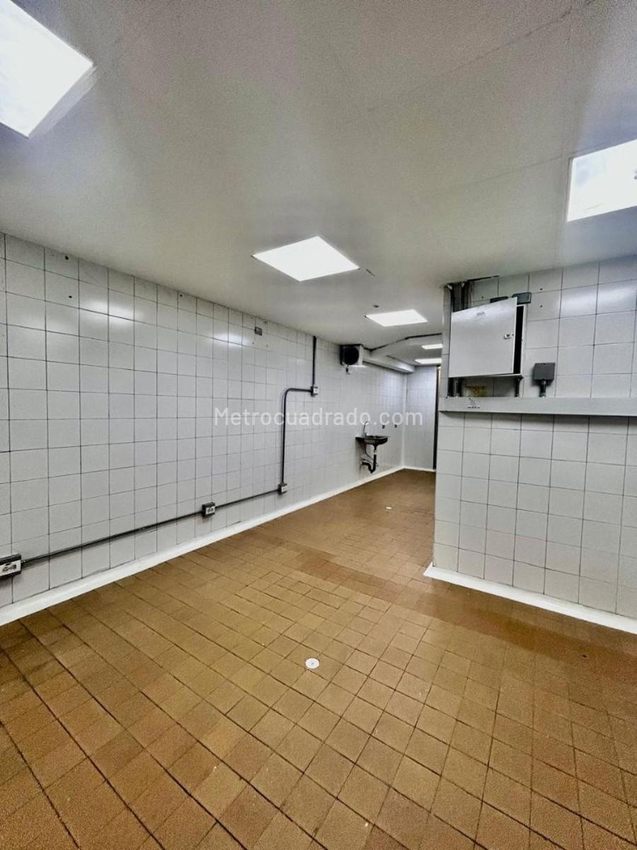 Arriendo de Local Comercial en La castellana - Bogotá D.C. - 523-M5539661