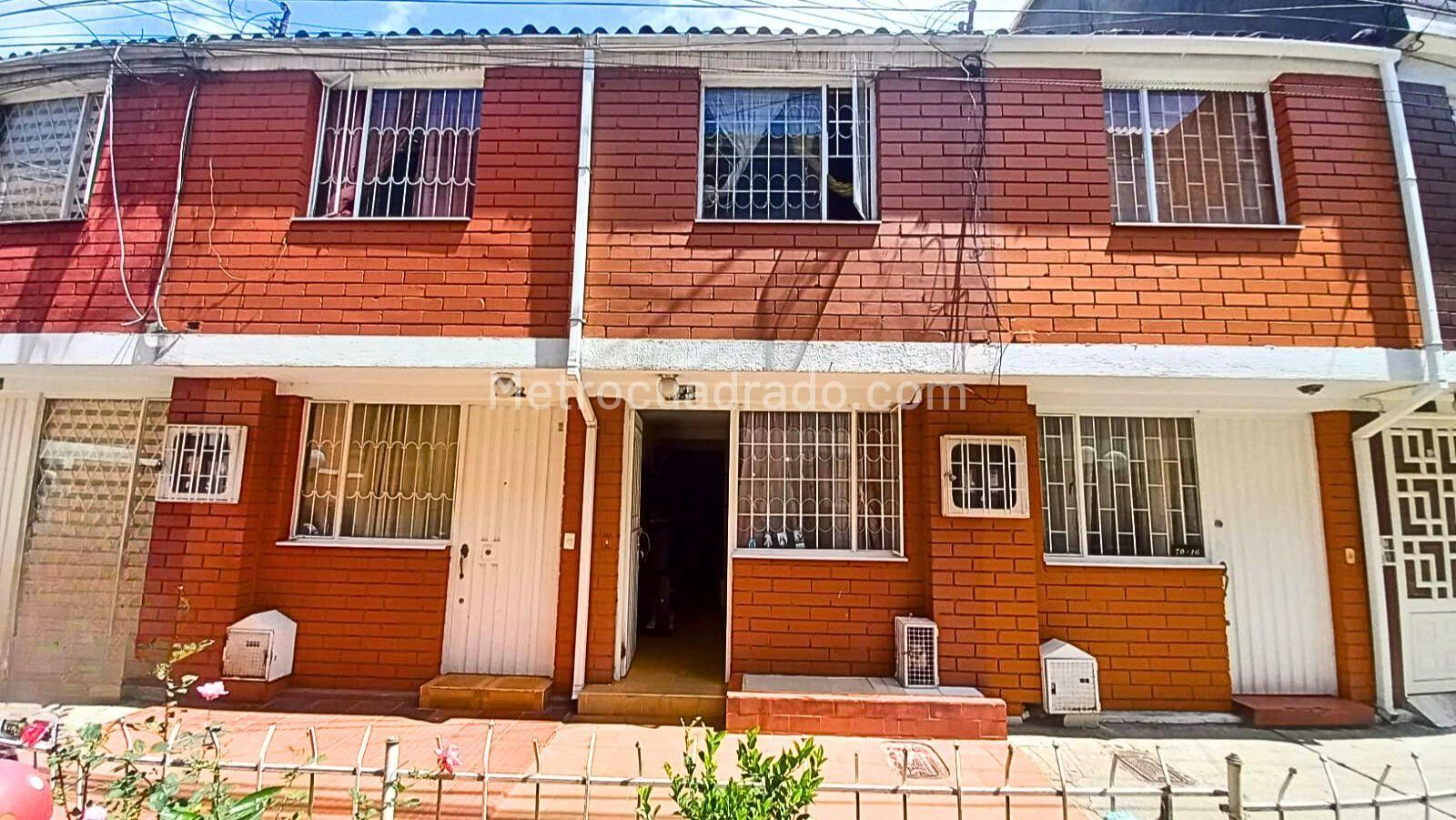 Venta de Casa en Alamos norte - Bogotá D.C. - 5506-M4828800