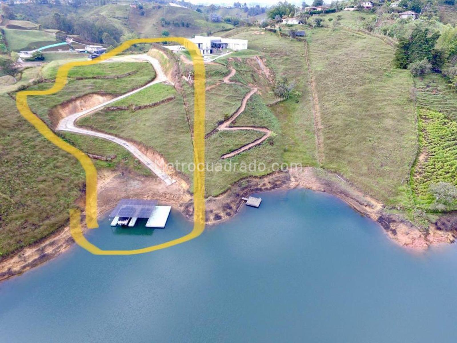 Venta de Casa lote en Verada el uvital - Peñol - 597-M4362497