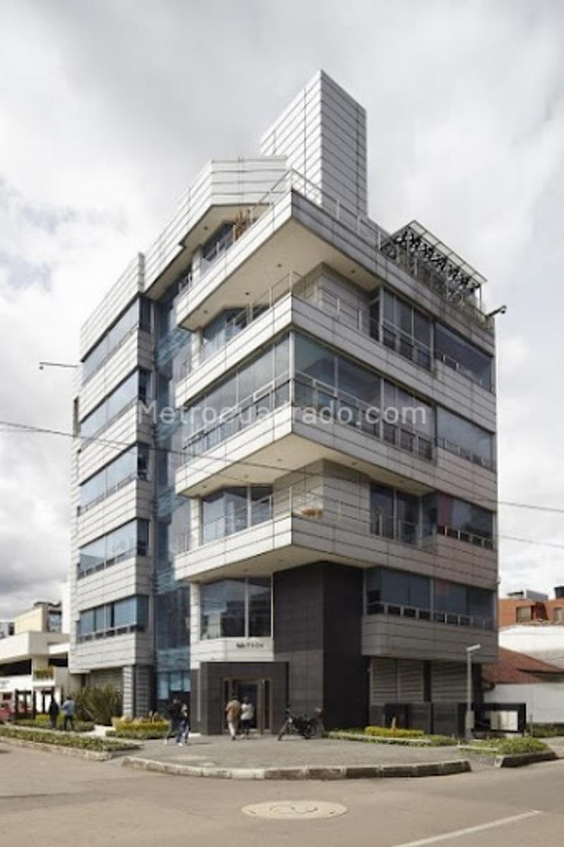 Arriendo de Edificio de Apartamentos en Chico alto - Bogotá D.C. - 684-M4072077