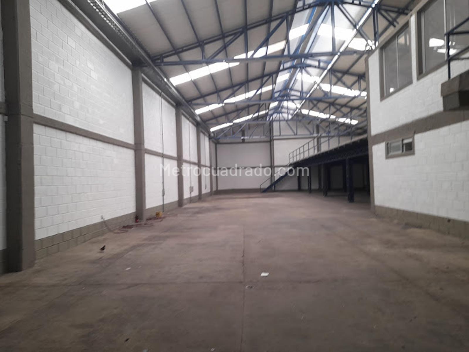 Venta de Bodega en La candelaria - Medellín - 687-M3896142
