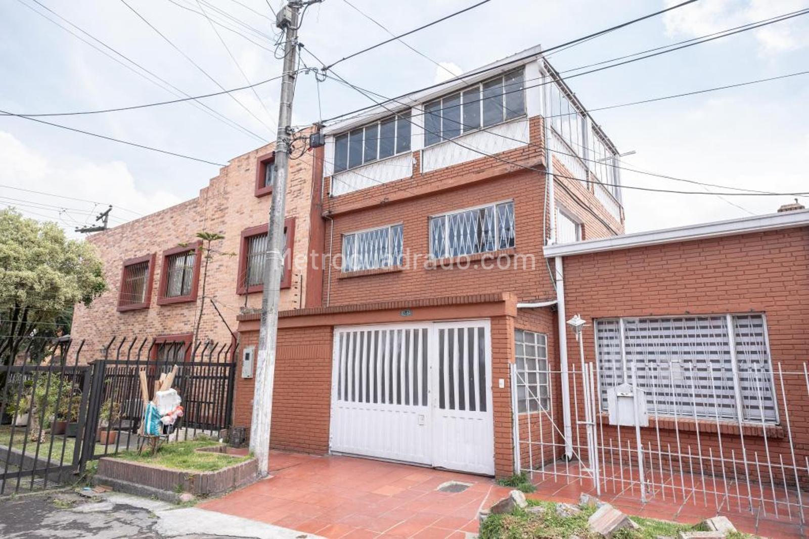 Venta de Casa en Modelia occidental - Bogotá D.C. - 703-M5275516