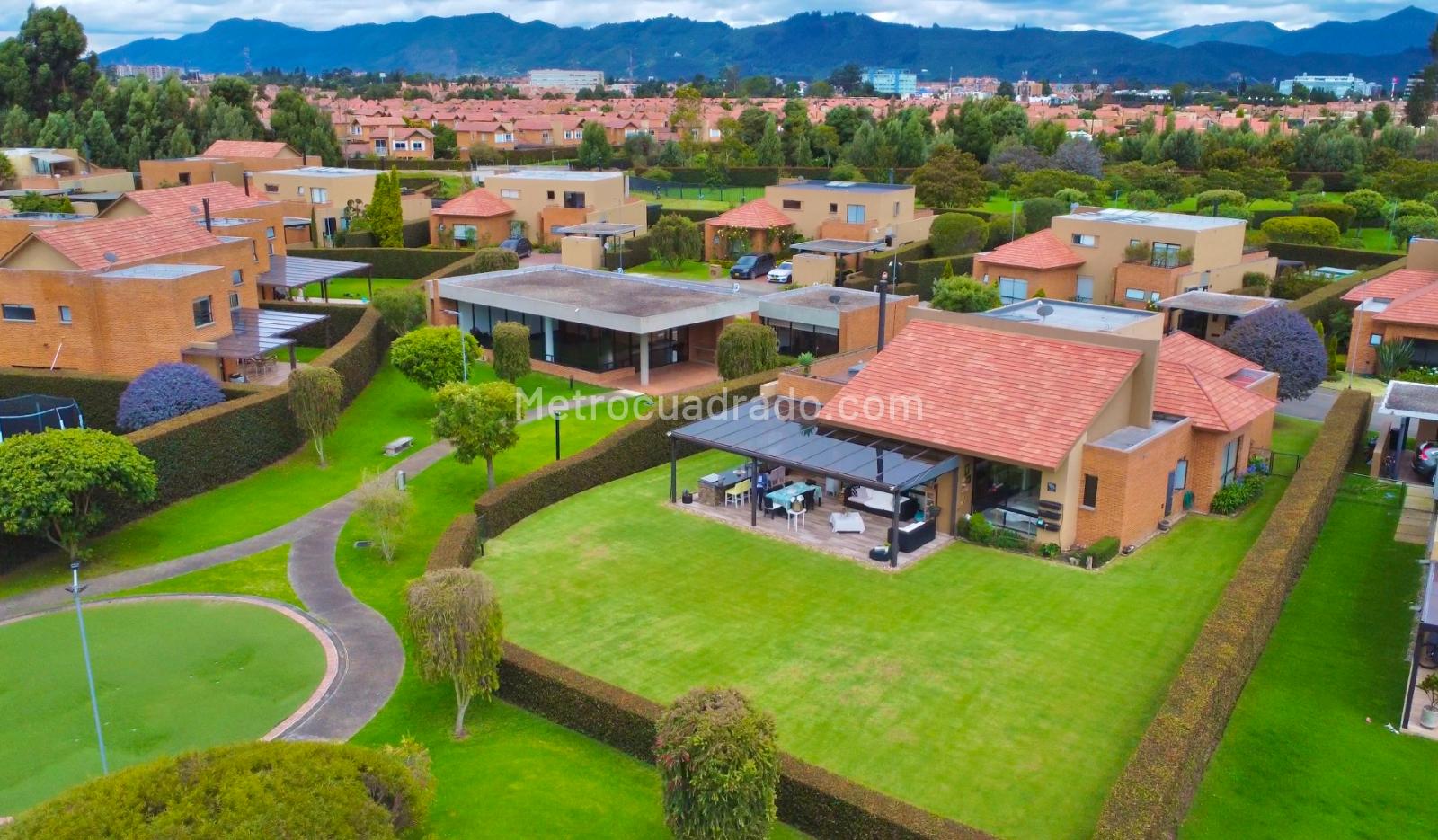 Arriendo de Casa en Hacienda fontanar - Chía - 707-M4416726