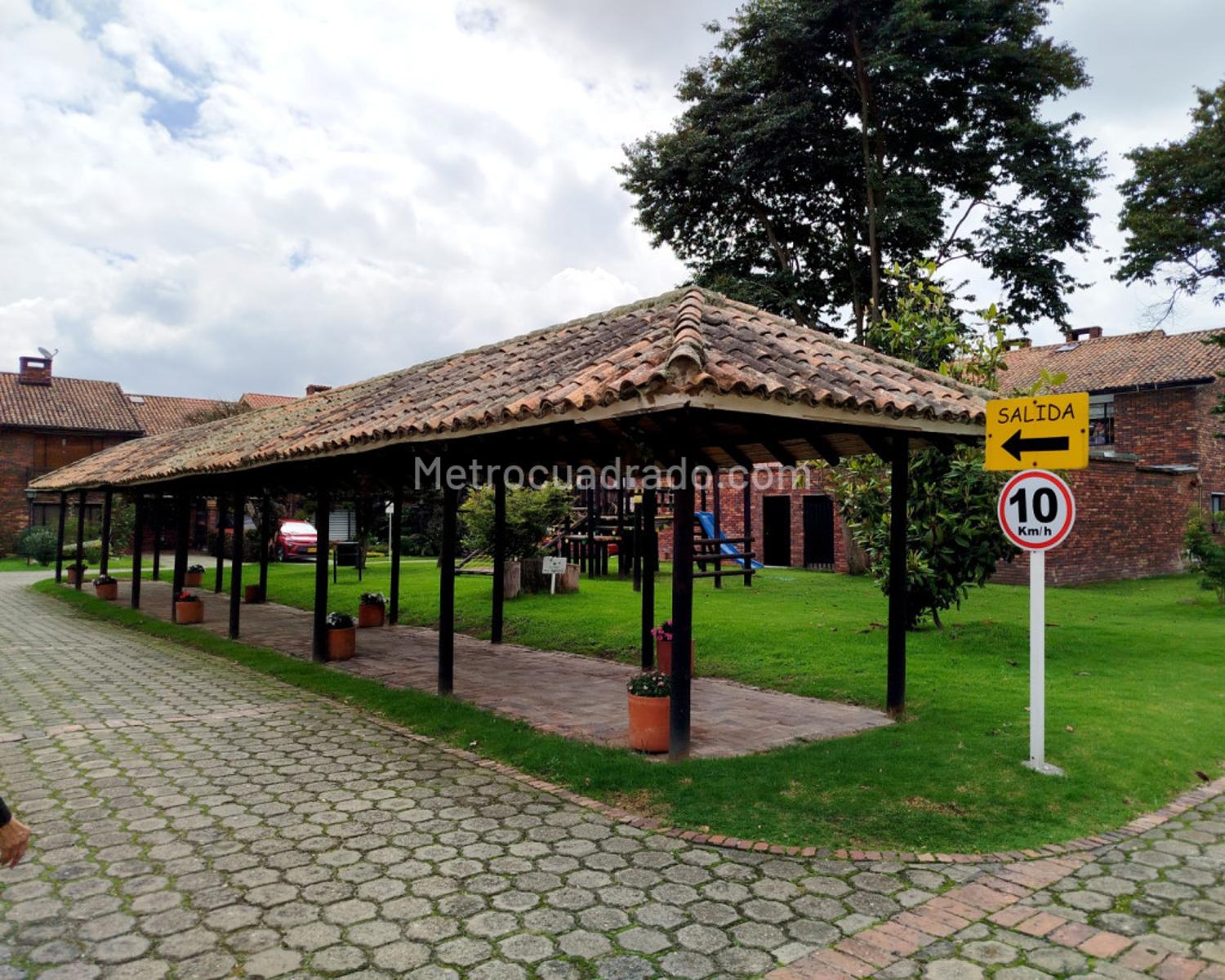 Arriendo de Casa en Rio frio - Chía - 815-M5538099