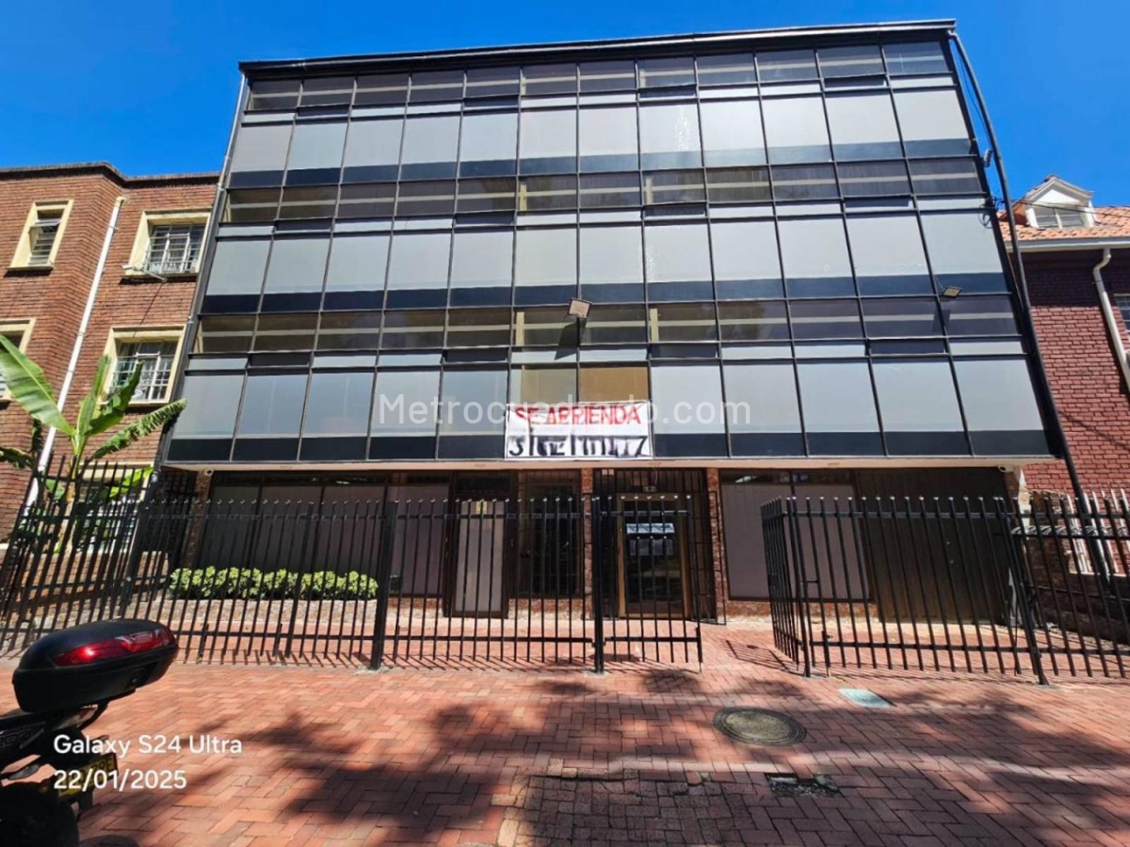 Arriendo de Edificio de Apartamentos en Armenia - Bogotá D.C. - 973-M5550911
