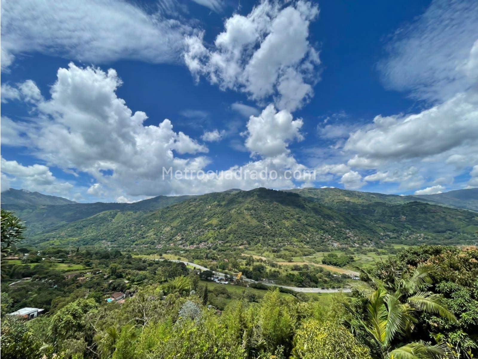 Venta de Casa en Vereda la lomita - Barbosa - 98-M3795999