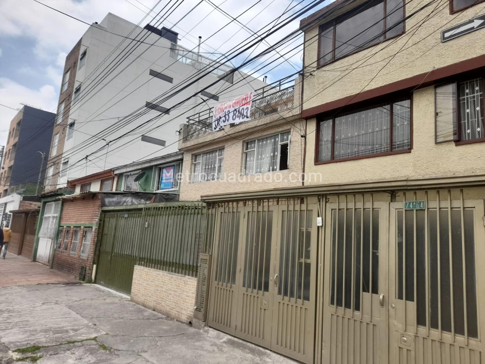 Venta de Casa en Santa maria del lago engativá - Bogotá D.C. - MC4833236