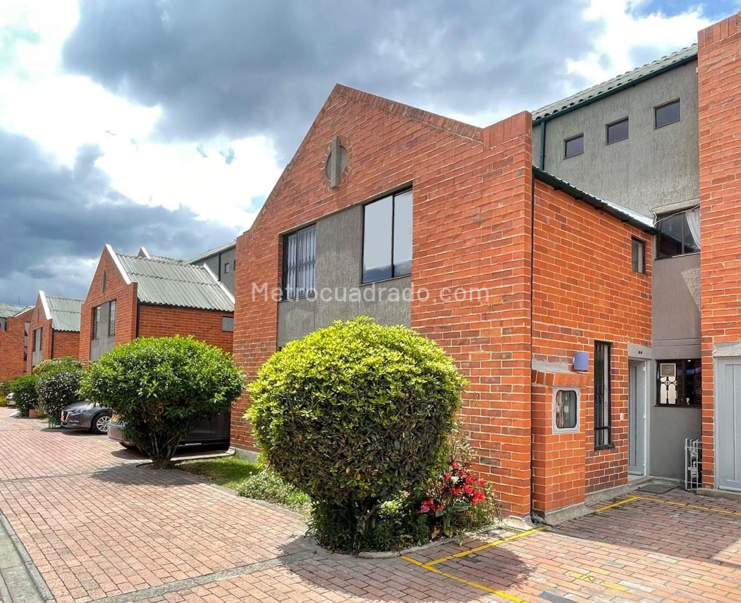 Venta de Casa en Quintas de santa barbara engativá - Bogotá D.C ...