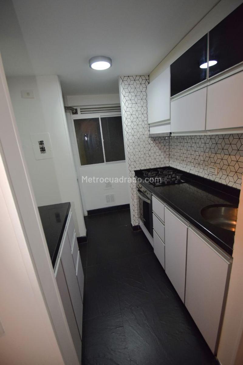 Venta de Apartamento en Conjunto residencial parque central colina 1 ...